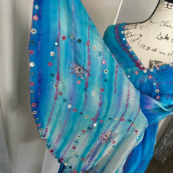 Tashia | Tops | Boho Tashia Made In India Blue Pink Purple Tie Dye ...